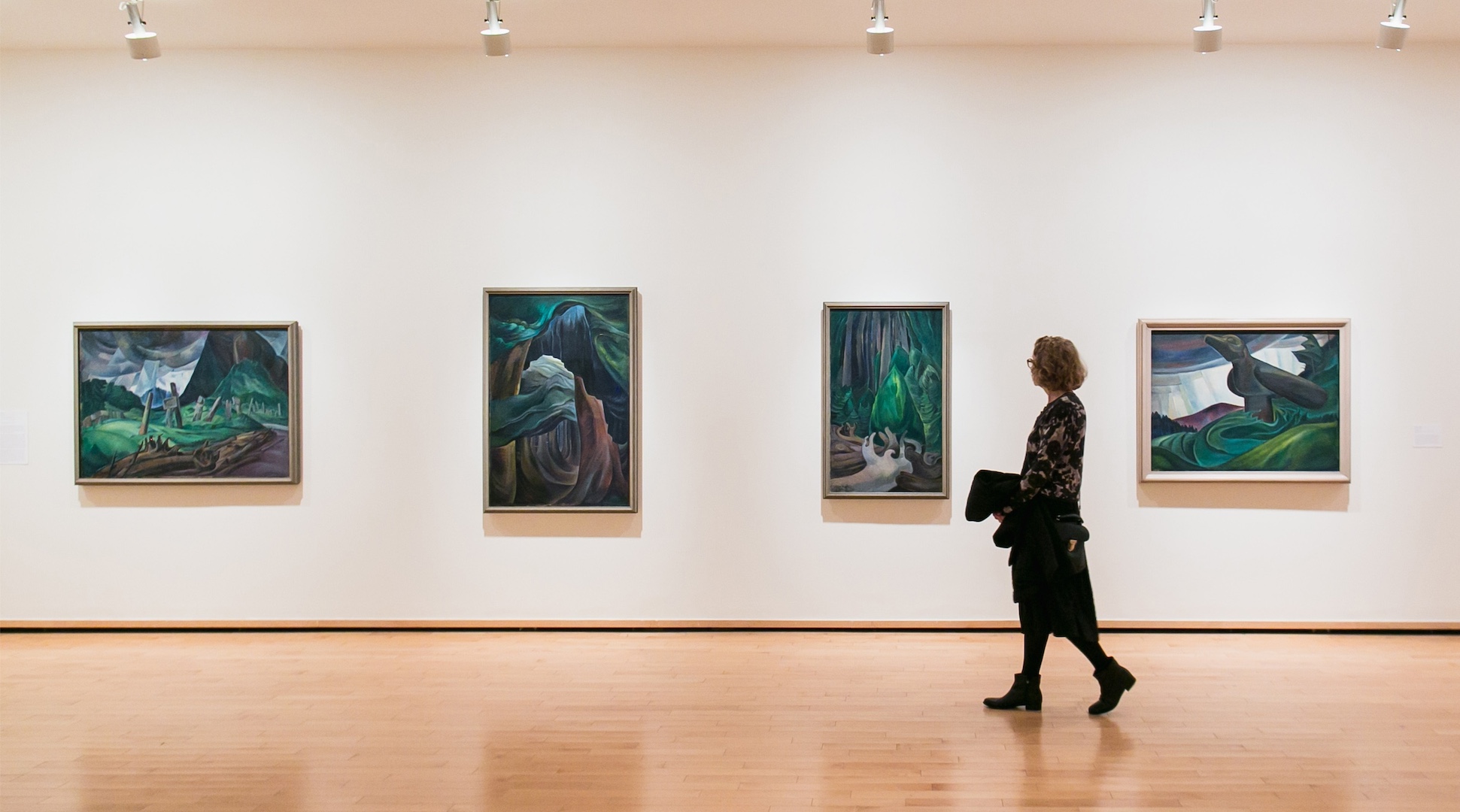 Canoo Gives Newcomers VIP Access to The Best of Canada - Canoo